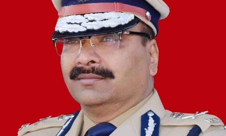 DGP greets people on Navratre - Goa Chronicle
