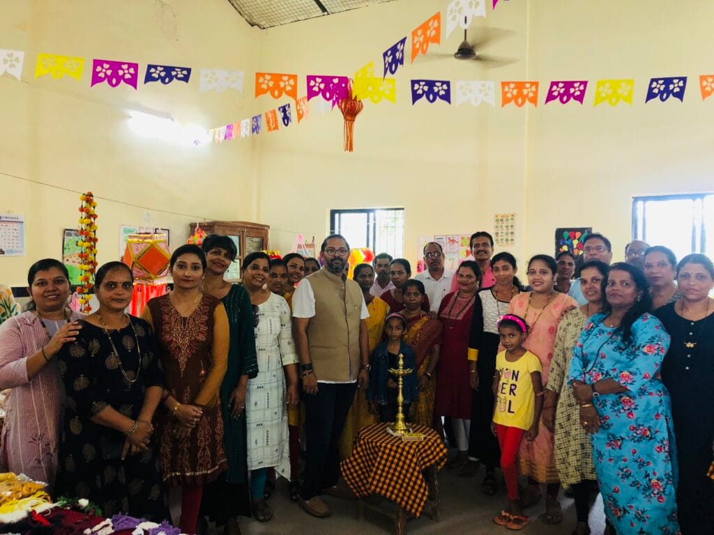 Velim goes ‘Vocal for Local’ this Diwali - Goa Chronicle