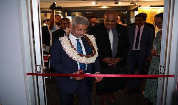 EAM, Fijian President inaugurate Solarization of State House in Suva ...