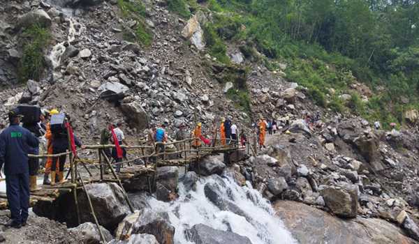 Sikkim: 1,225 stranded tourists evacuated so far - Goa Chronicle