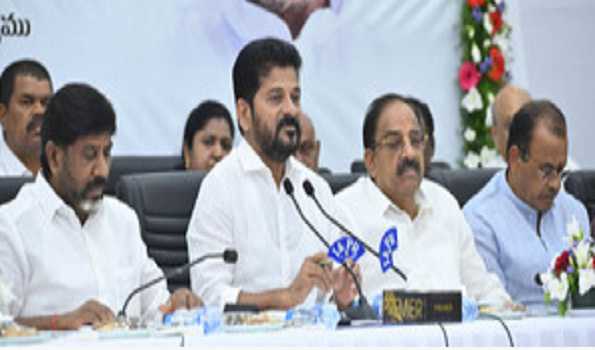 Telangana CM launches Rajiv Gandhi Civils Abhayahastam" scheme - Goa ...